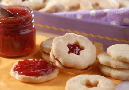 Biscoitinhos com geleia