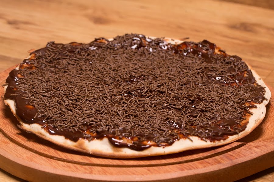 Pizza de Brigadeiro: sobremesa irresistível e fácil de fazer