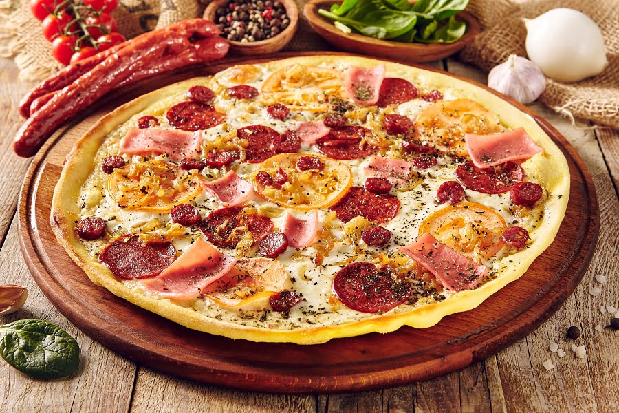 Pizza de Calabresa: receita prática e deliciosa