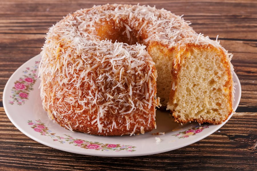 Receita de Bolo com Leite de Coco: úmido e saboroso